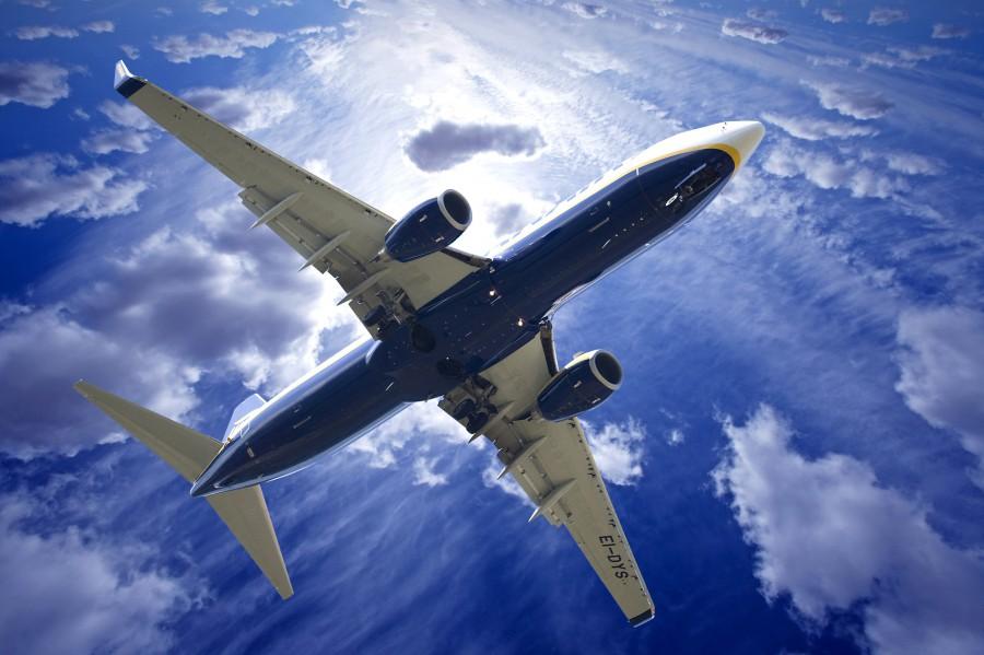 Locurile mai bune din avioane se vor oferi la licitatie | Antena 1