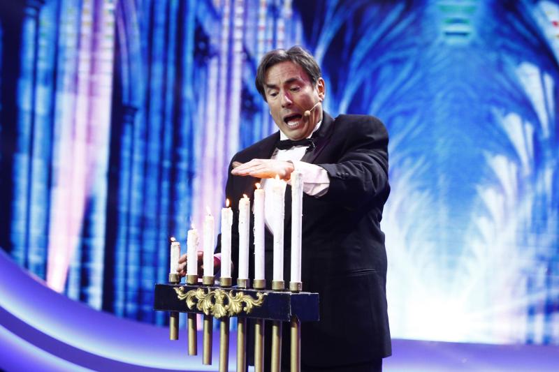 Cheloo l-a invitat să apară în următorul lui videoclip, Delia l-a ...