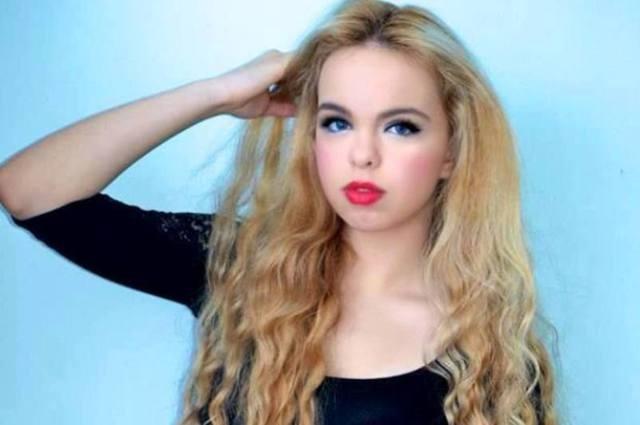 Barbie de România se pregăteşte de petrecere! Păpuşica umană va împlini ...