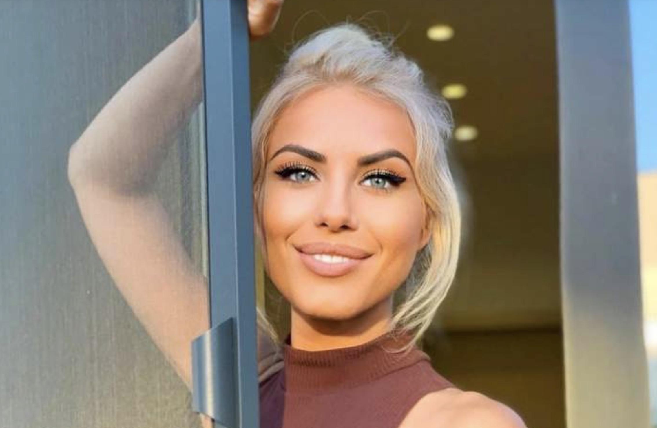 Amna își reface viața după divorț? „Ne-am mutat în casă nouă. E foarte ...