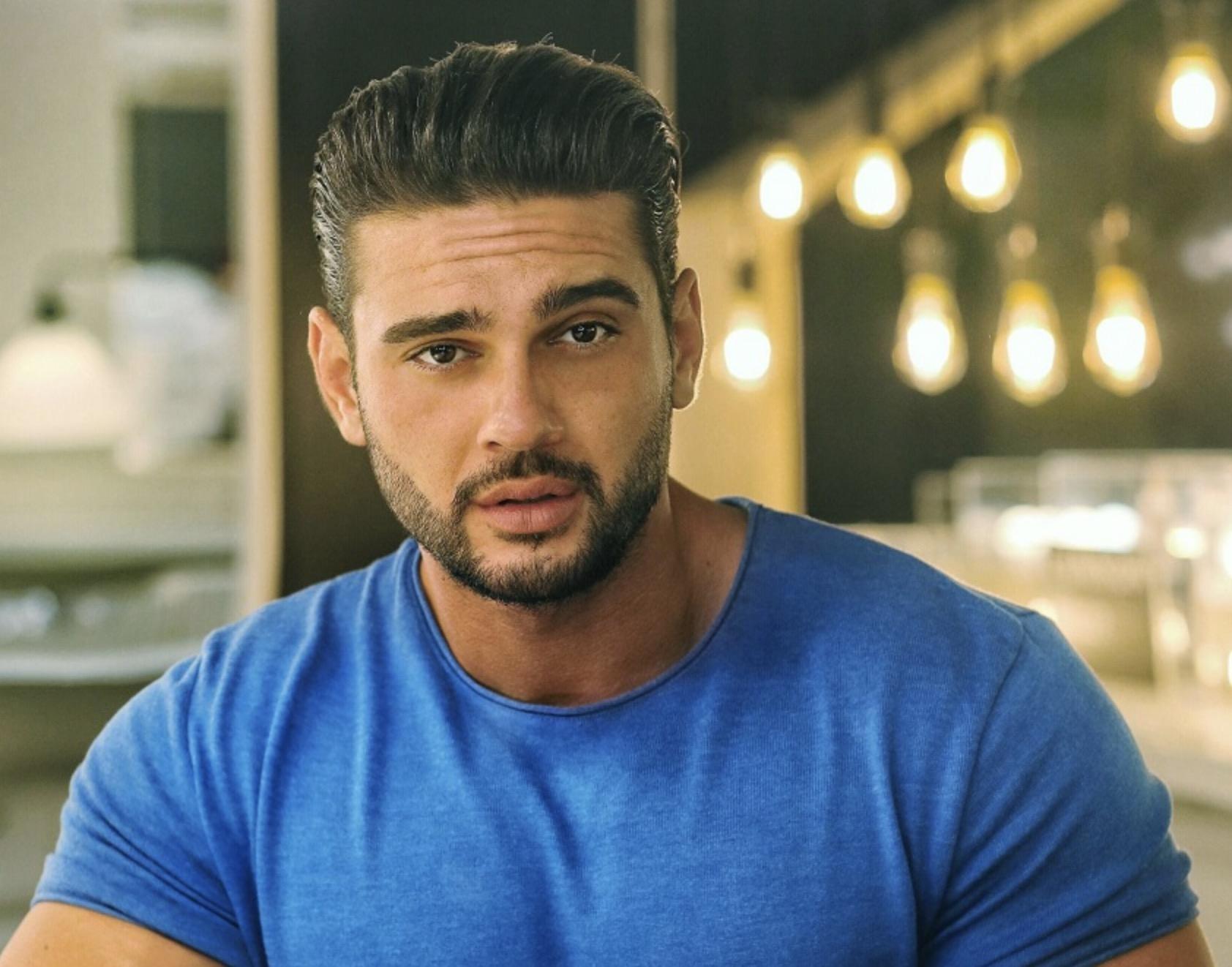 Dorian Popa, cea mai ghinionistă vedetă din showbiz! A fost prădat de ...