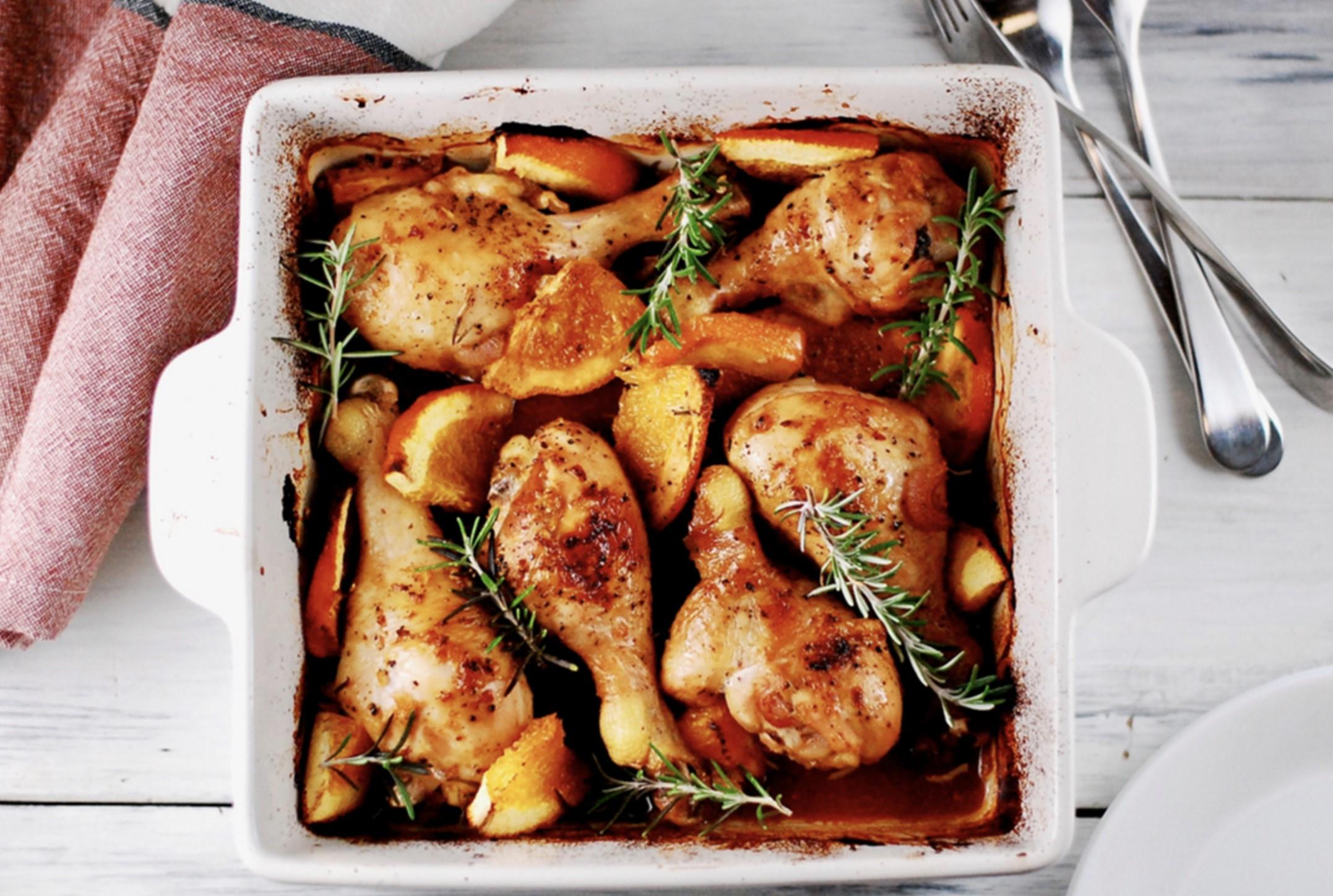 Pulpe de pui fragede, cu usturoi și vin alb la cuptor (P) | STAR ...