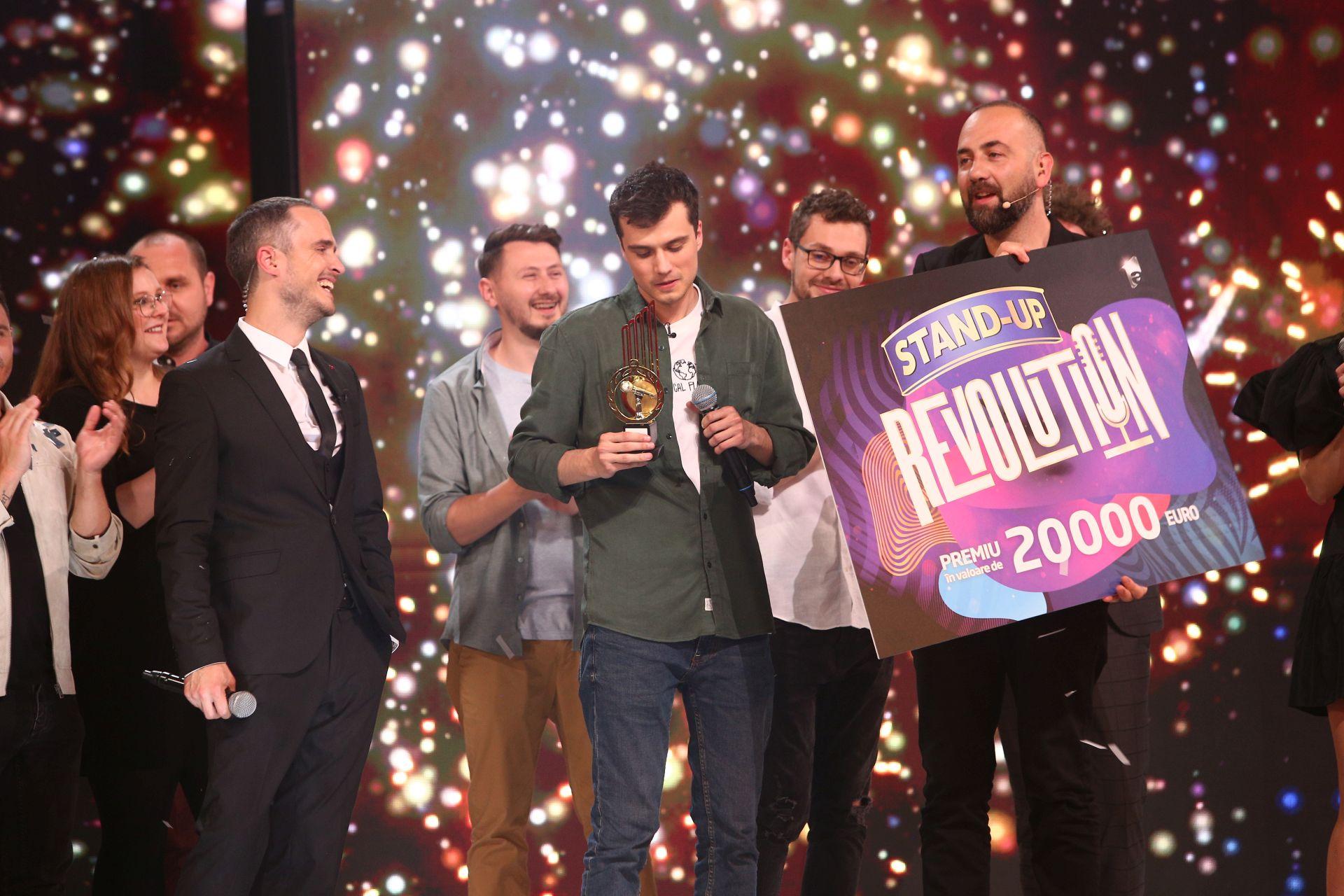 Sergiu Mirică a câștigat primul sezon Stand-Up Revolution și premiul de ...