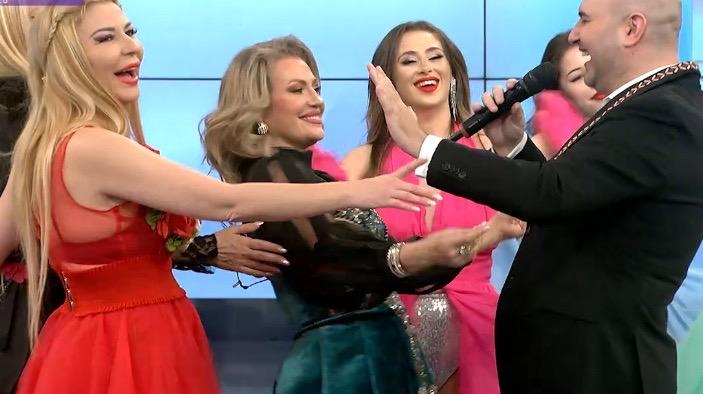 Proba de dactilografie, cu Anca Neacșu și Daniel Trifu, la „Petrecem în ...