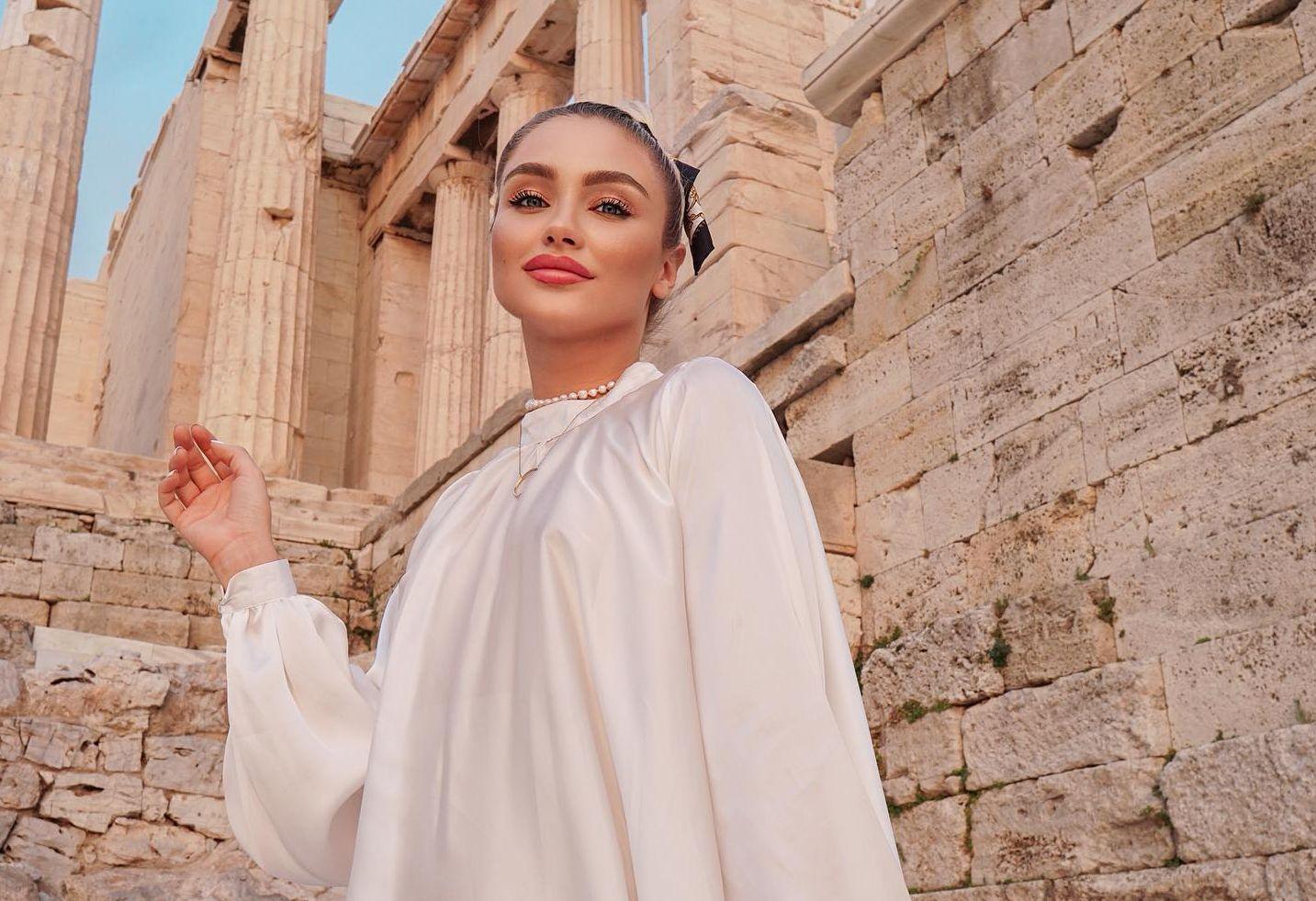 Bianca Alexandra rupe tăcerea:„Aleg curajul mai presus de frică” | Stirile Antena Stars ...