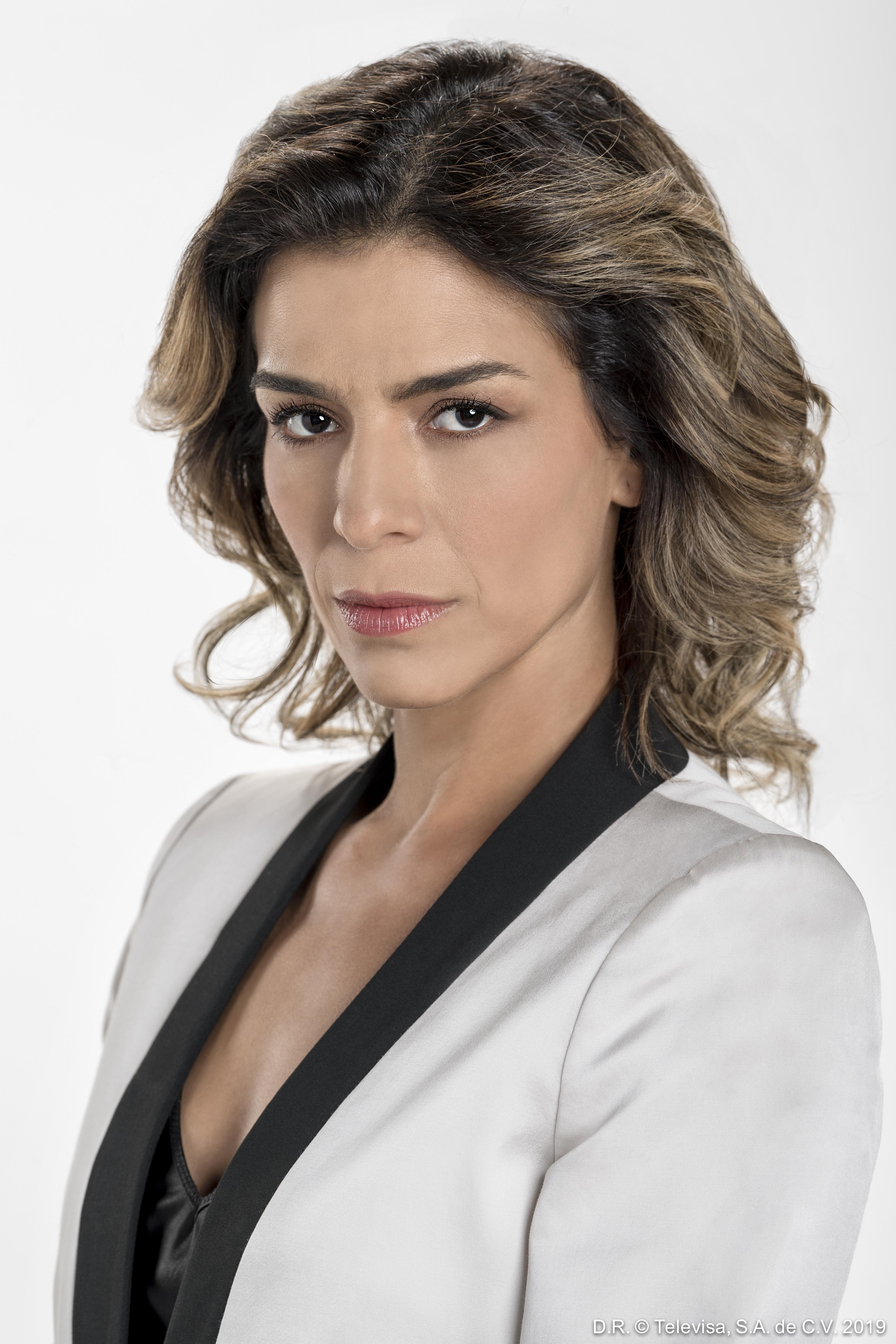 Daniela Schmidt, în telenovela “Uzurpatoarea”